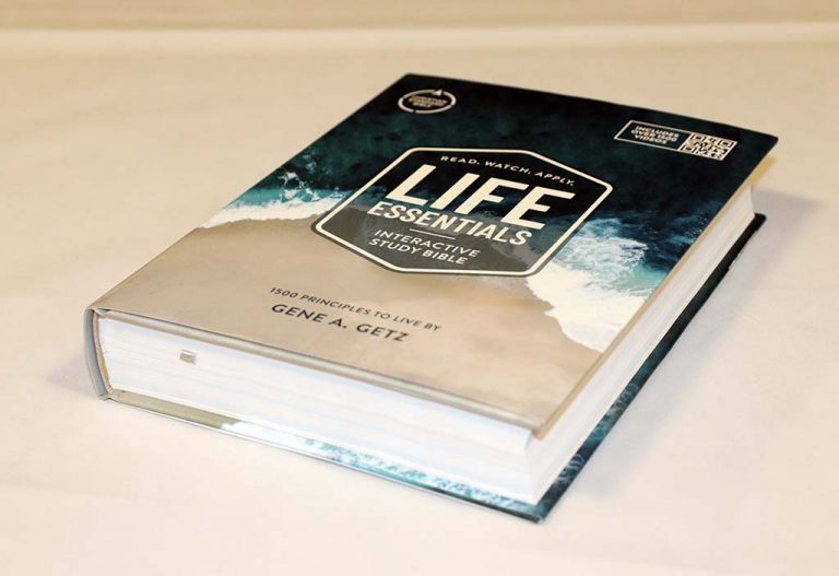 Life Essentials Interactive Study Bible (Hard Cover) - Bible Principles